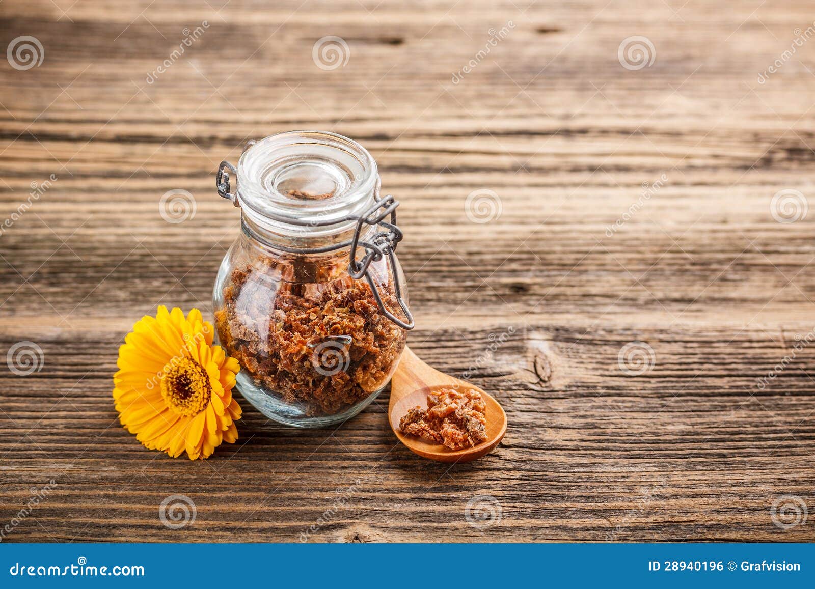 Propolis foto de stock. Imagem de medicina, madeira, tradicional - 28940196