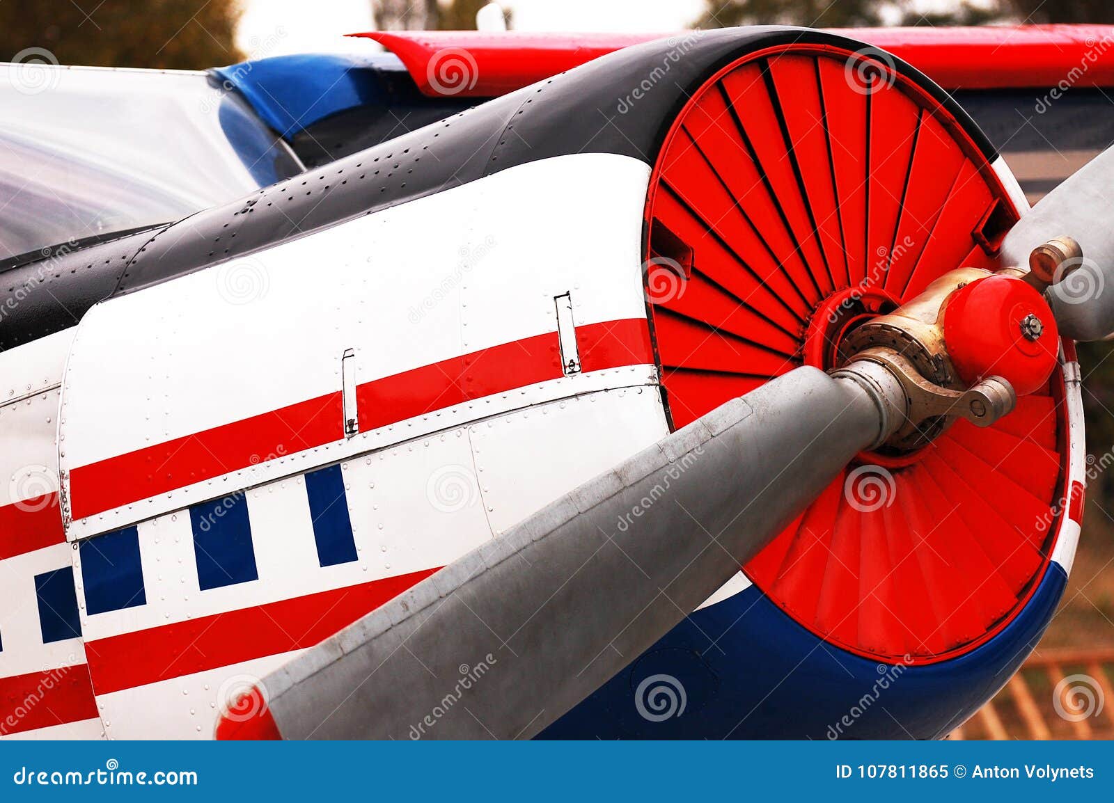 Propulseur D'avion De Sport Image stock - Image du fuselage, avion ...