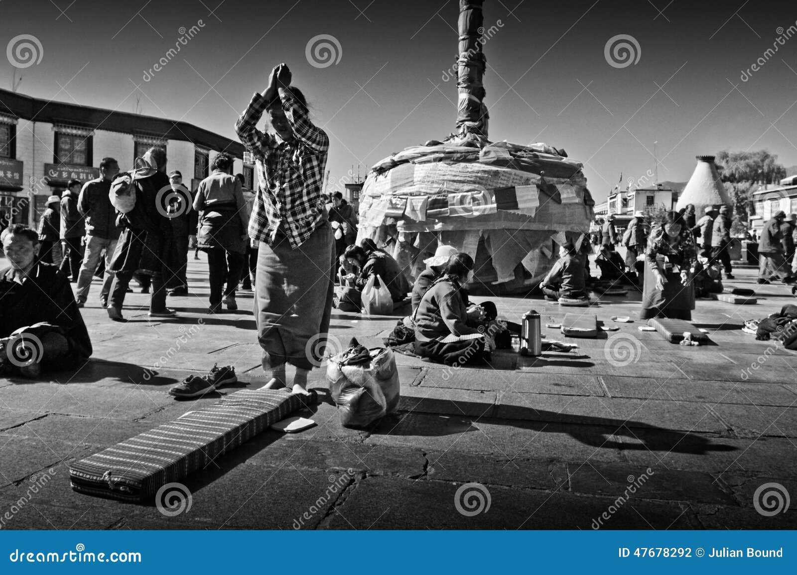 Prostrated of Jokhang Temple and Barkhor Square Lhasa Tibet Editorial ...