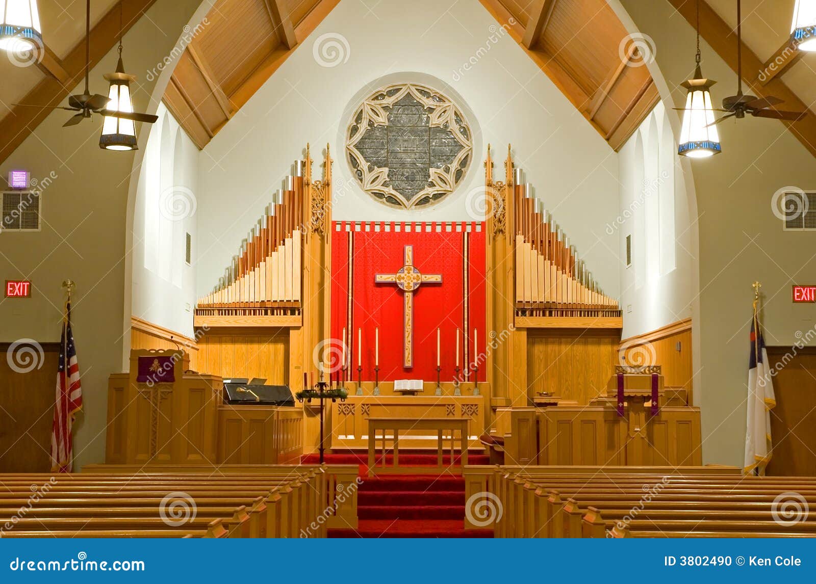 Protestantische Kirche Chancel Stockfoto - Bild von glauben, glaube ...