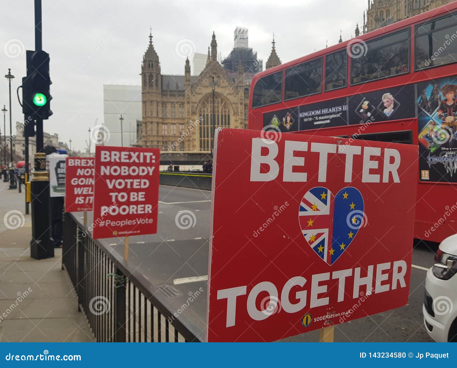 Protesters against Brexit editorial image. Image of oppose - 143234580