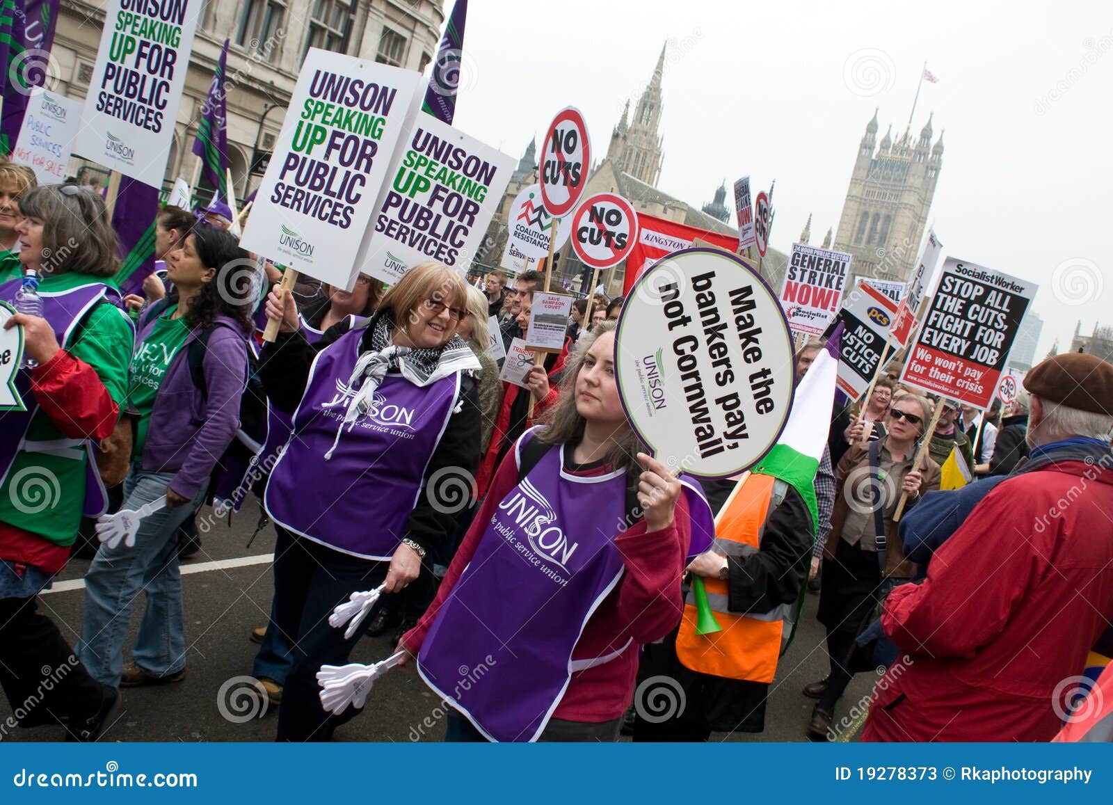 Protesters at the Houses of Parliament Editorial Stock Photo - Image of ...