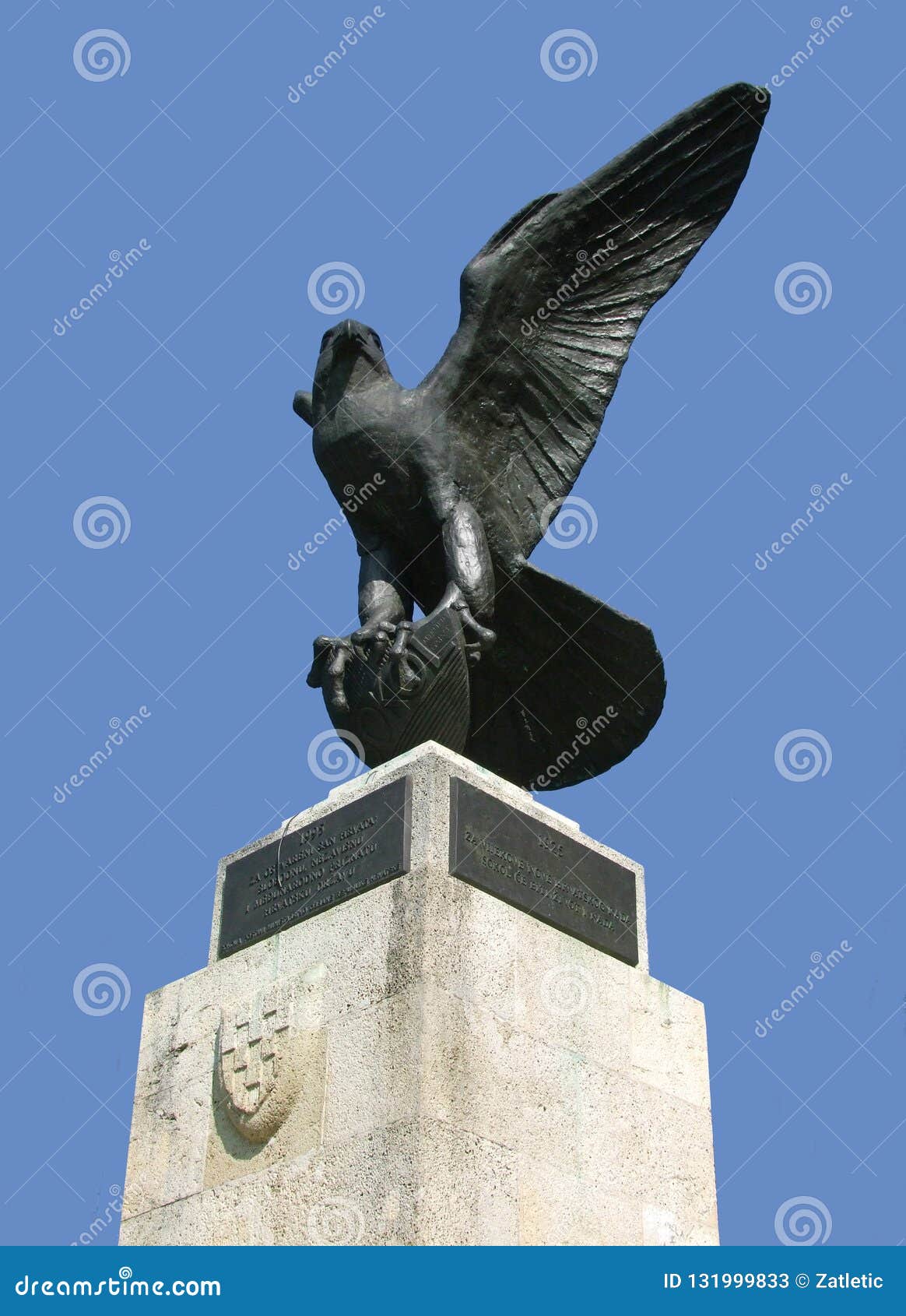Proud eagle statue stock image. Image of nation, outdoor - 131999833