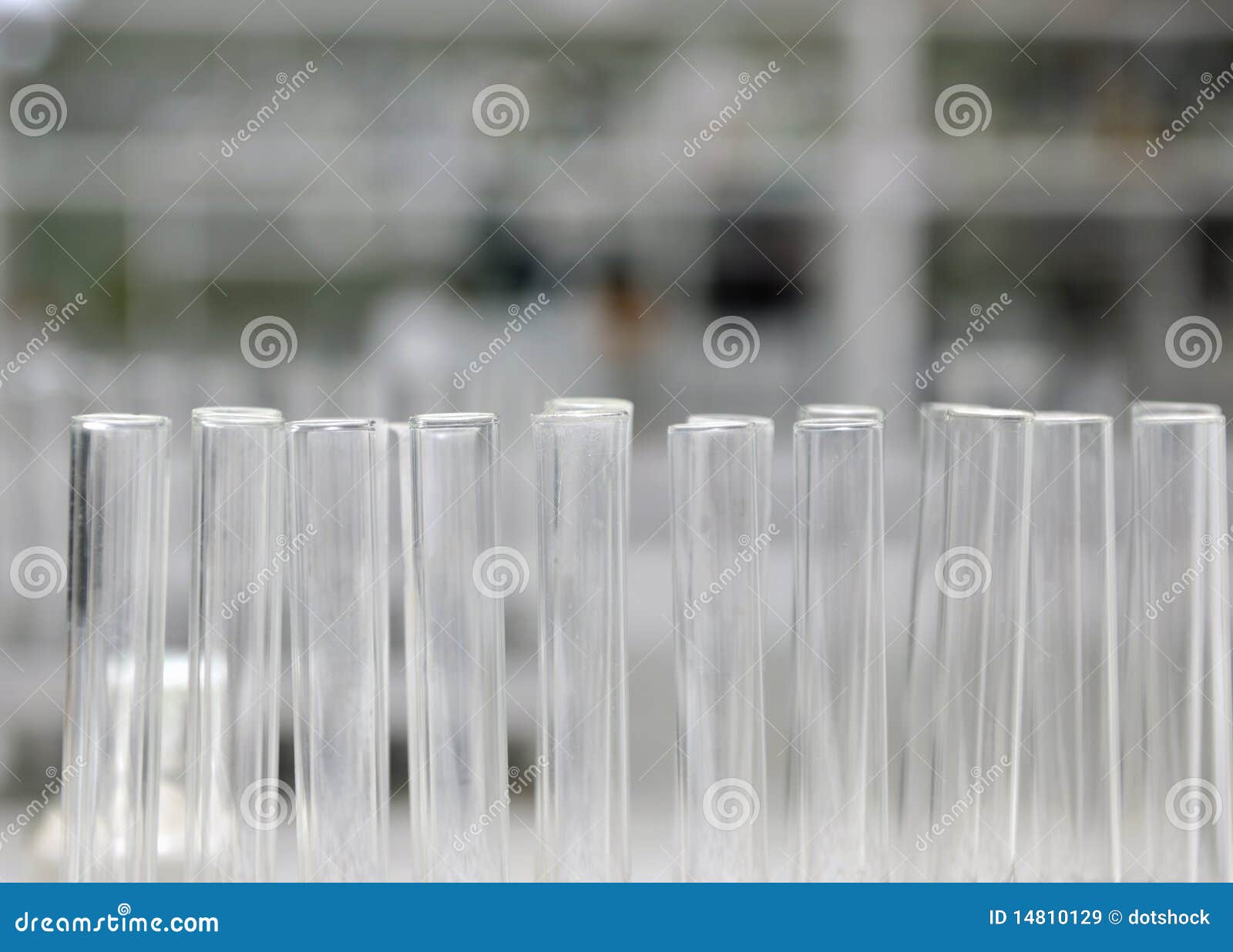 Provette in laboratorio immagine stock. Immagine di laboratorio - 14810129