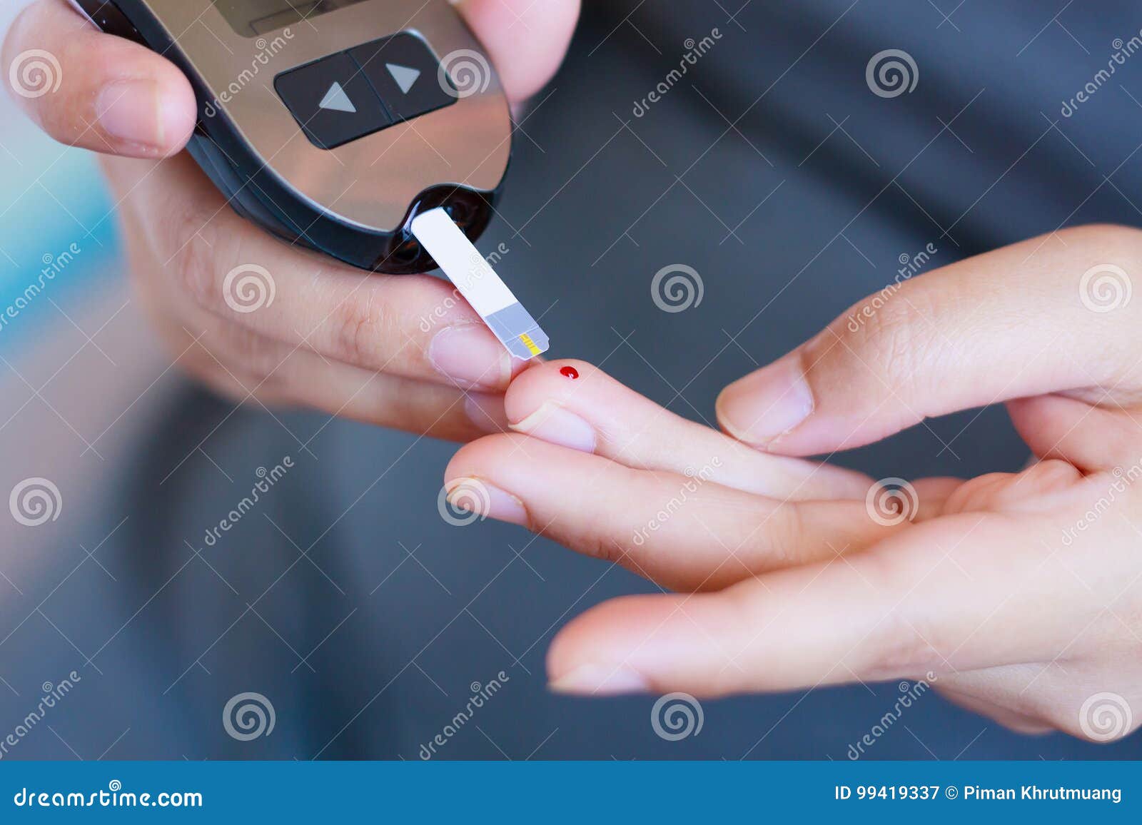 Provi La Glicemia a Diabete Immagine Stock - Immagine di gravidanza ...