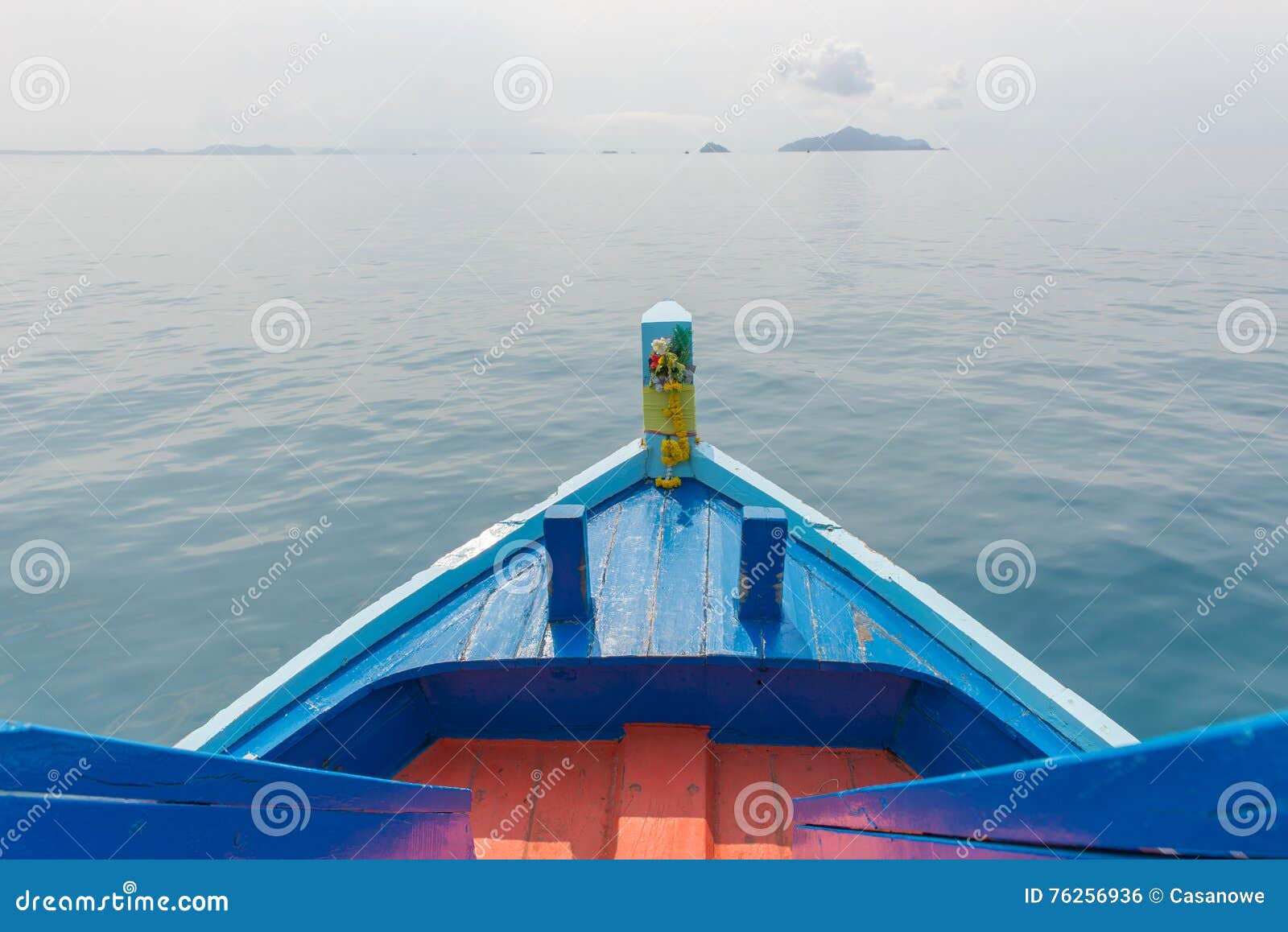 Prow of Wooden Boat on the Sea Stock Photo - Image of idyllic, sail ...