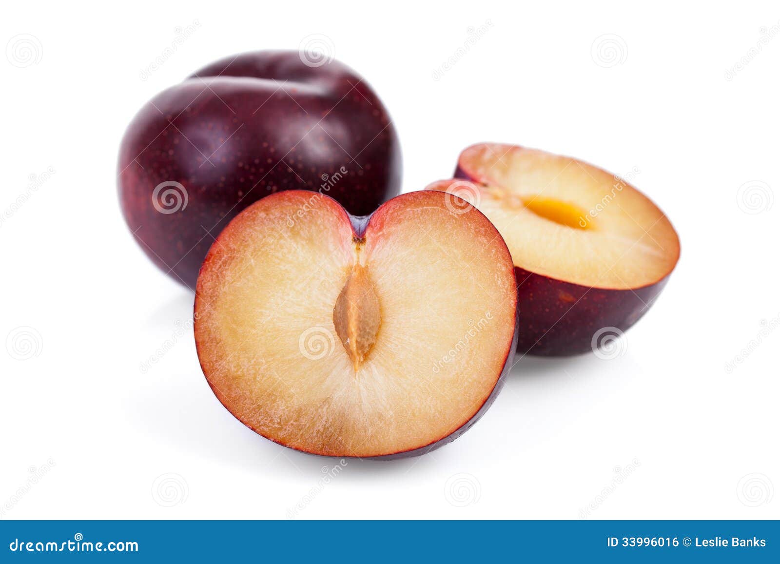 Pruim stock foto. Image of eten, vers, gesneden, besnoeiing - 33996016