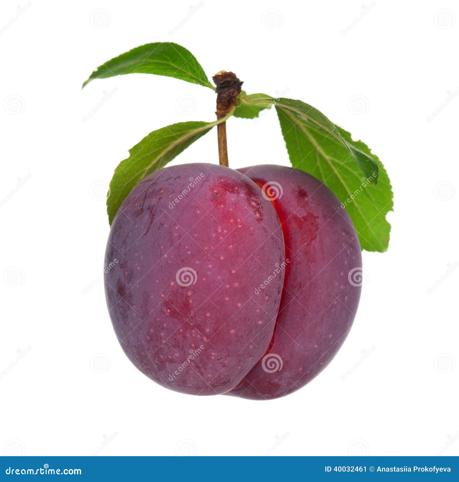 Prune rouge image stock. Image du nature, régime, objet - 40032461