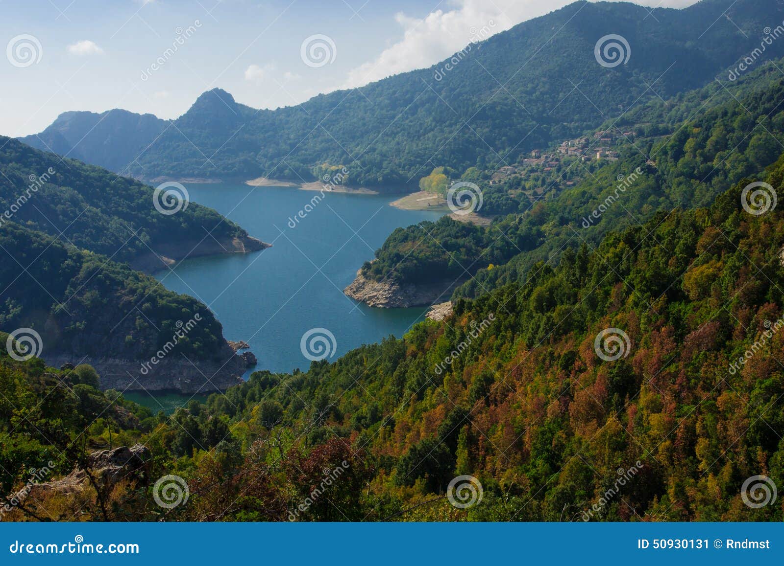 Prunelli-Schlucht stockbild. Bild von korsika, schlucht - 50930131
