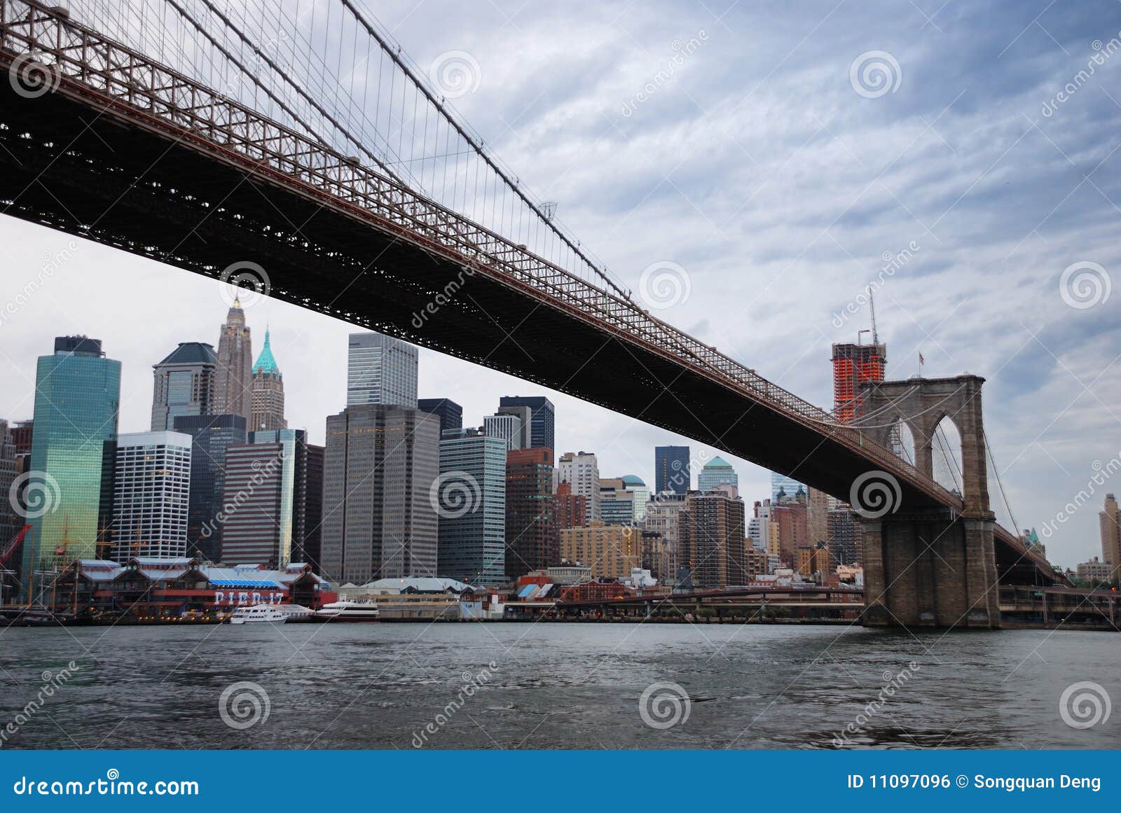 Przerzuca Most Brooklyn Miasto Nowy York Zdjęcie Stock - Obraz złożonej ...