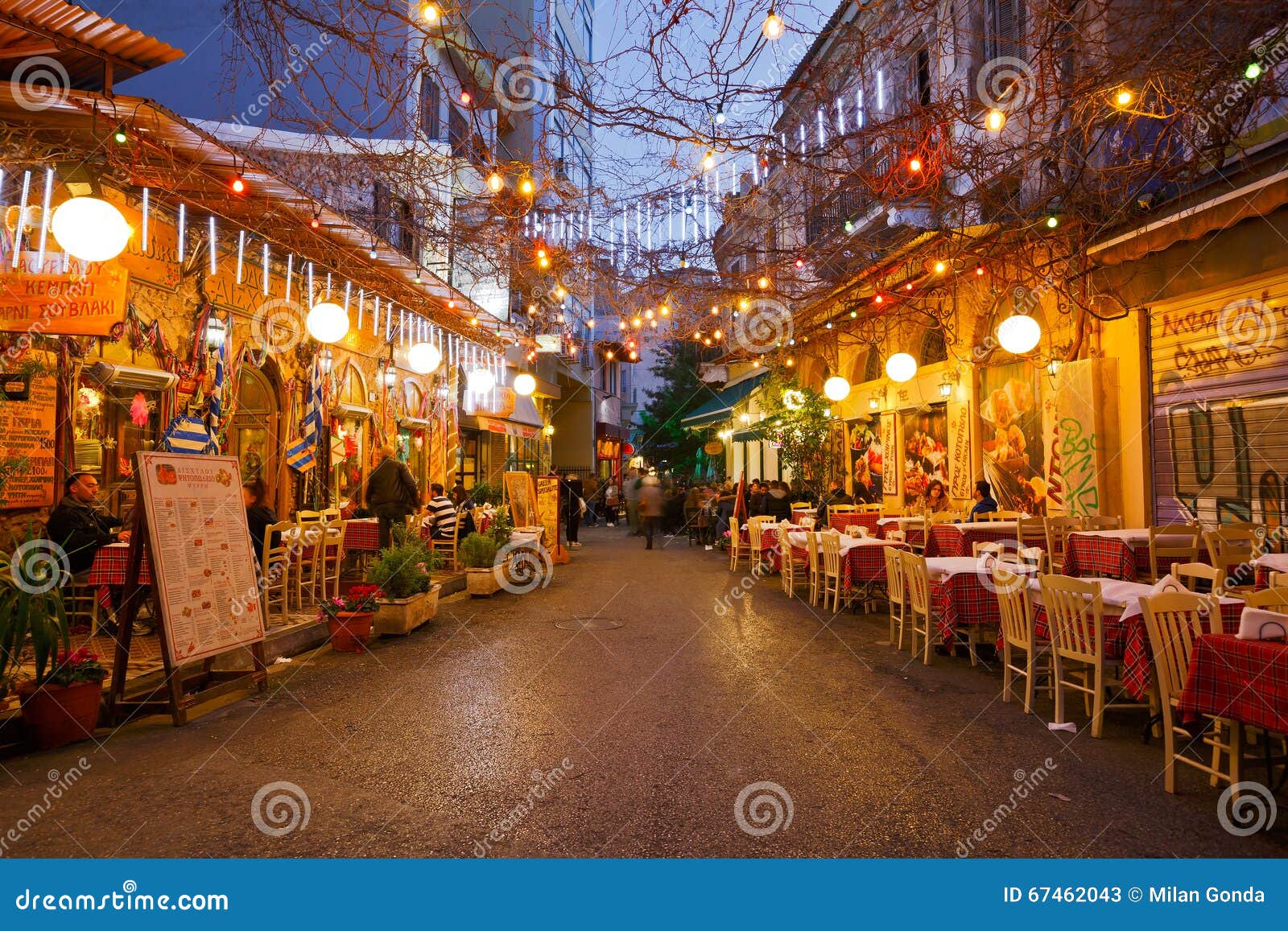 Psirri, Athen redaktionelles stockfoto. Bild von leute - 67462043