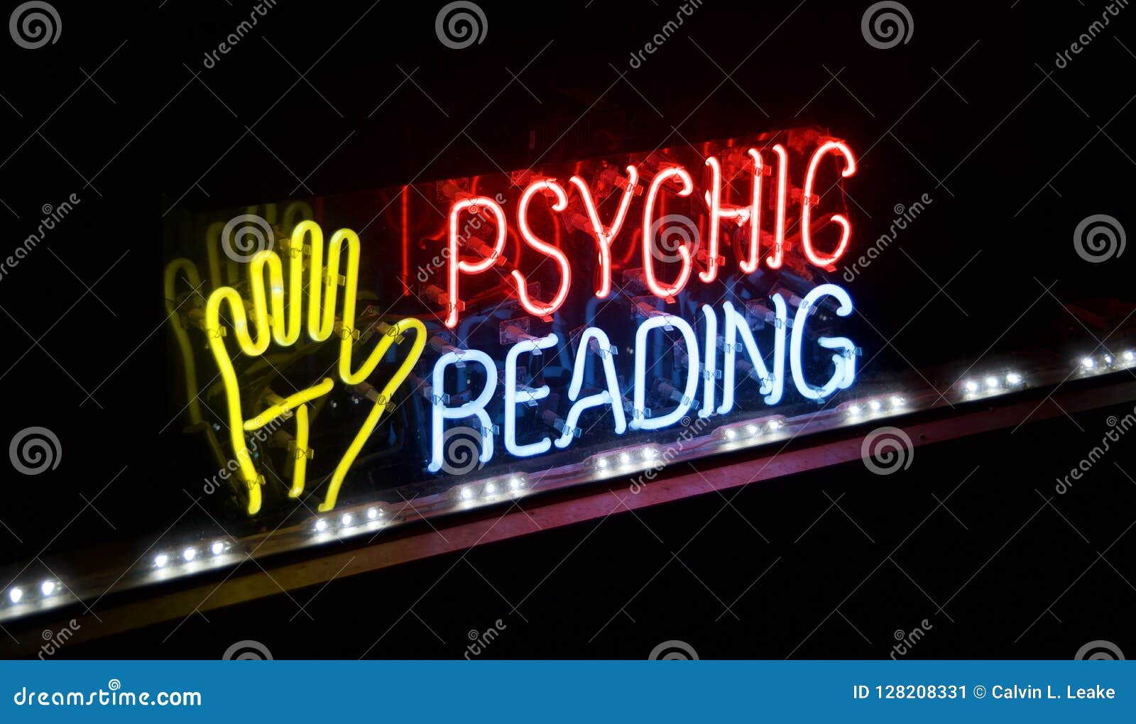 Psychic Reading Stock Images - Download 1,663 Royalty Free Photos