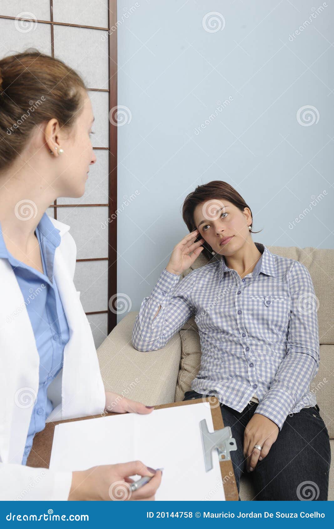 Psychologe Oder Psychiater Mit Patienten Stockfoto - Bild von berater ...