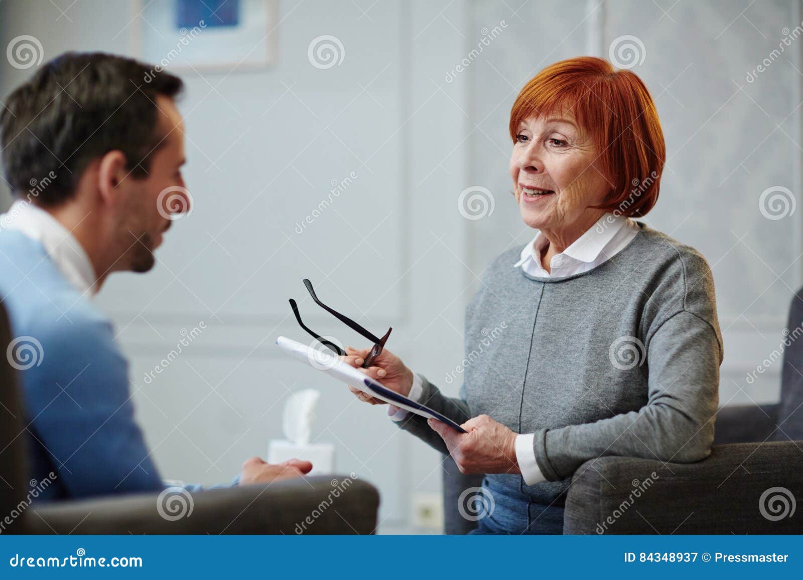 Psycholoog op het werk stock afbeelding. Image of professioneel - 84348937