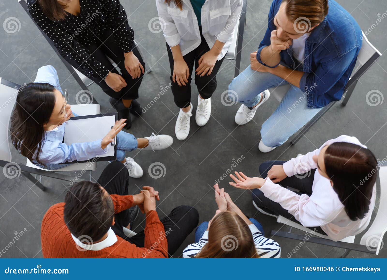 Psychotherapist Working with Patients in Group Therapy Session Stock ...