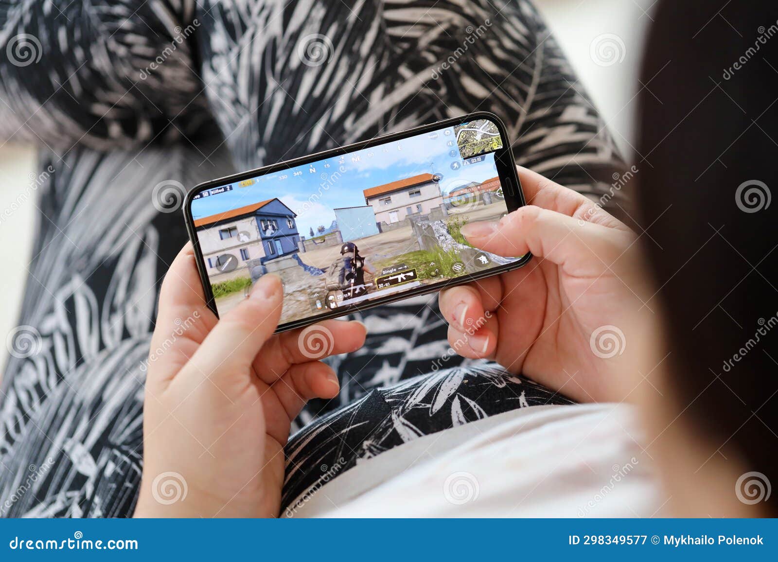 PUBG PlayerUnknowns Battlegrounds Mobile IOS Game on IPhone 15 ...