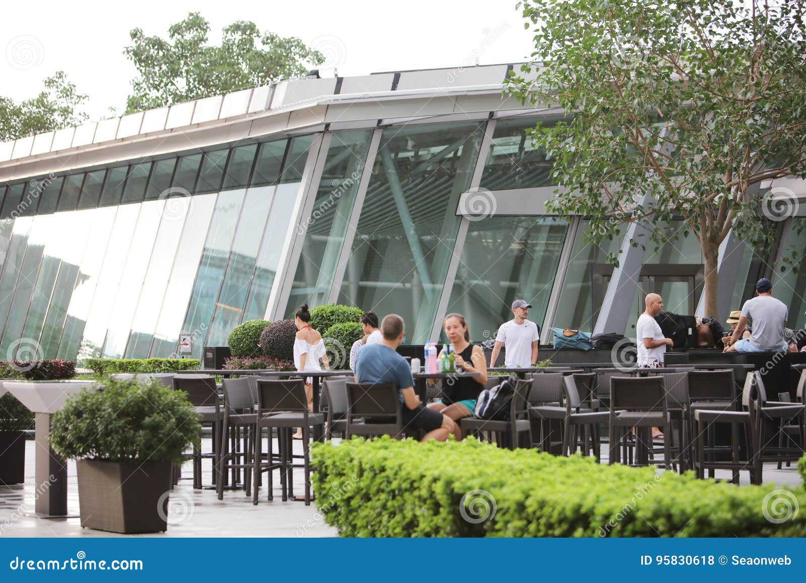 The Public Area at the Ifc with Walkway Editorial Stock Photo - Image ...