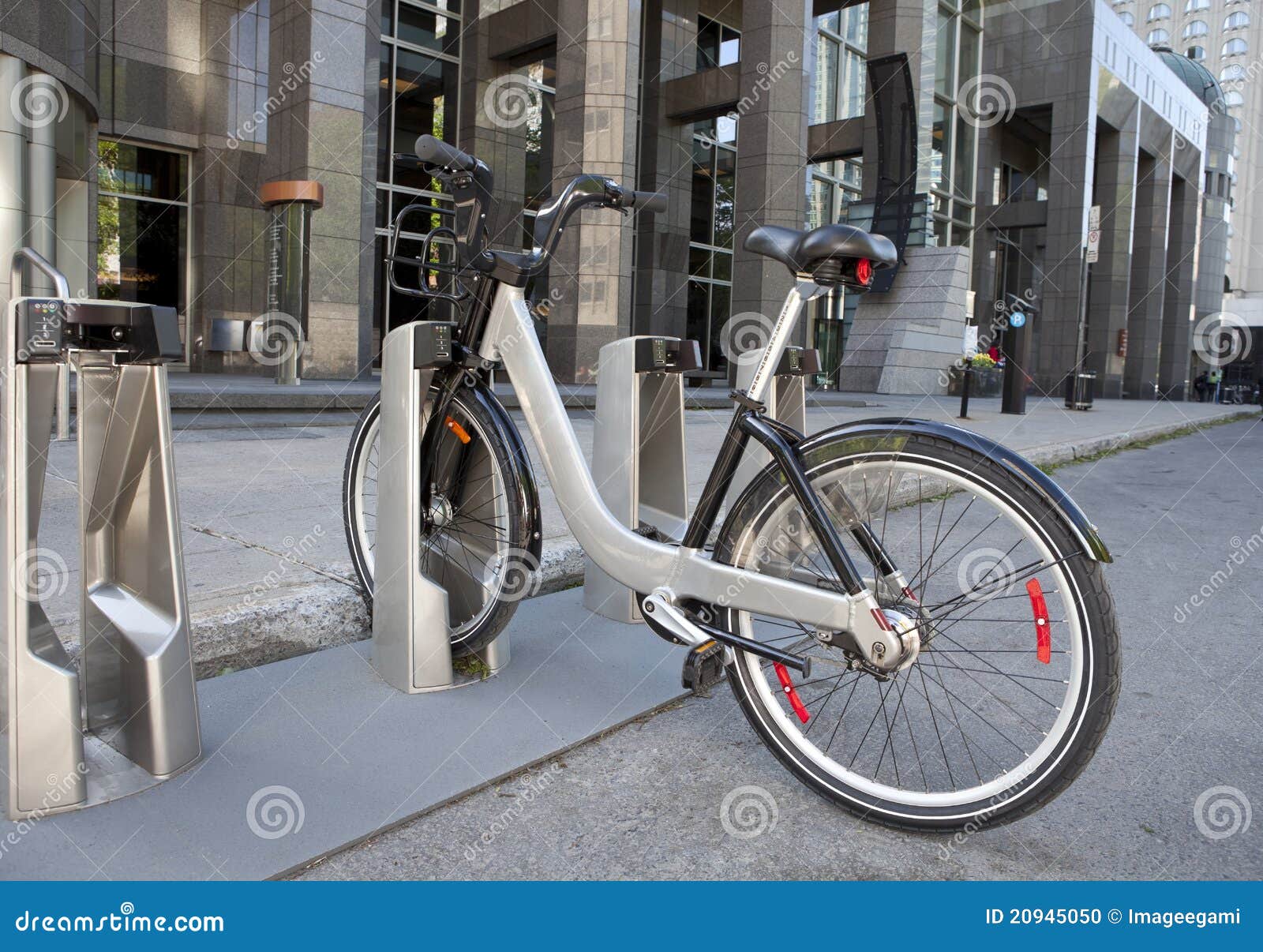 Public bicycle editorial image. Image of cycling, cycle - 20945050