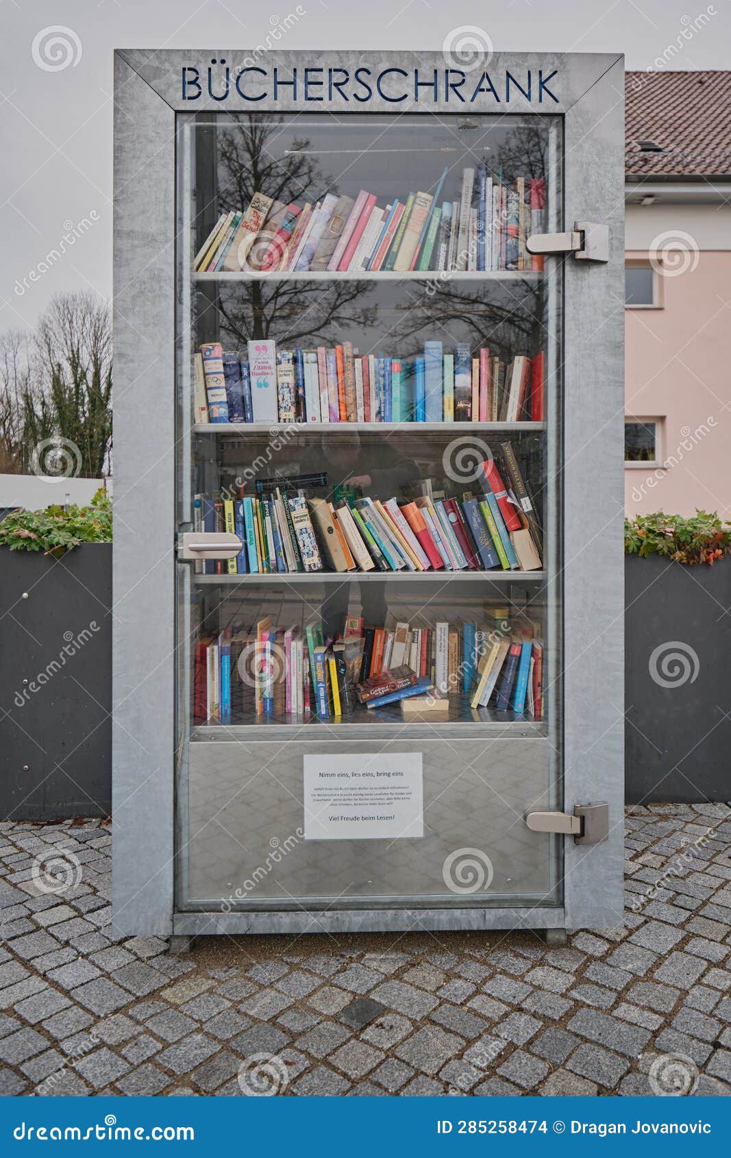 A Public Bookcase Serves As a Free Open-air Library in Hechingen ...