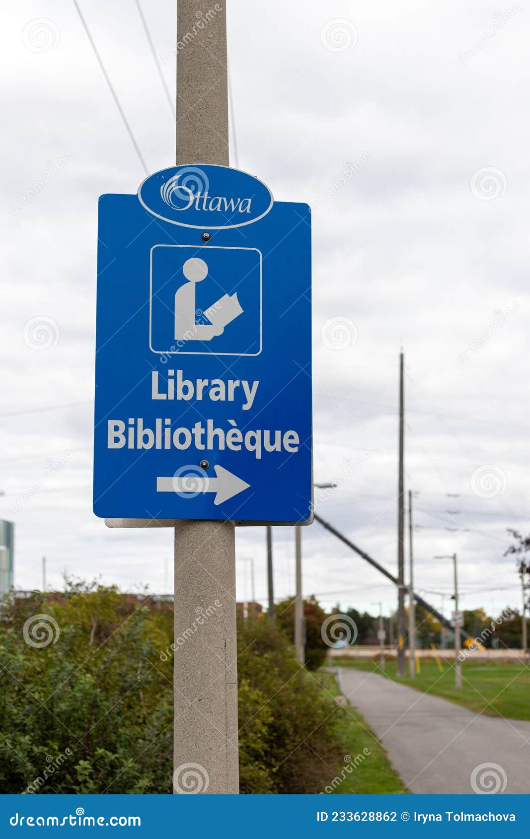 Public Library Road Sign in Ottawa, Canada Stock Photo - Image of sign ...