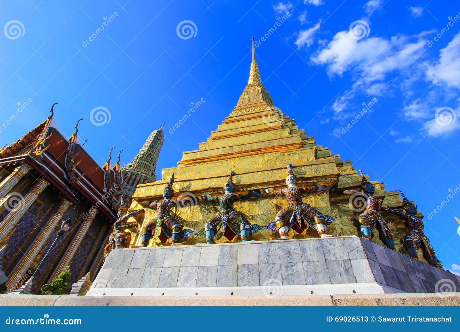 Public Royal Temple with Sky Background Stock Image - Image of daytime ...