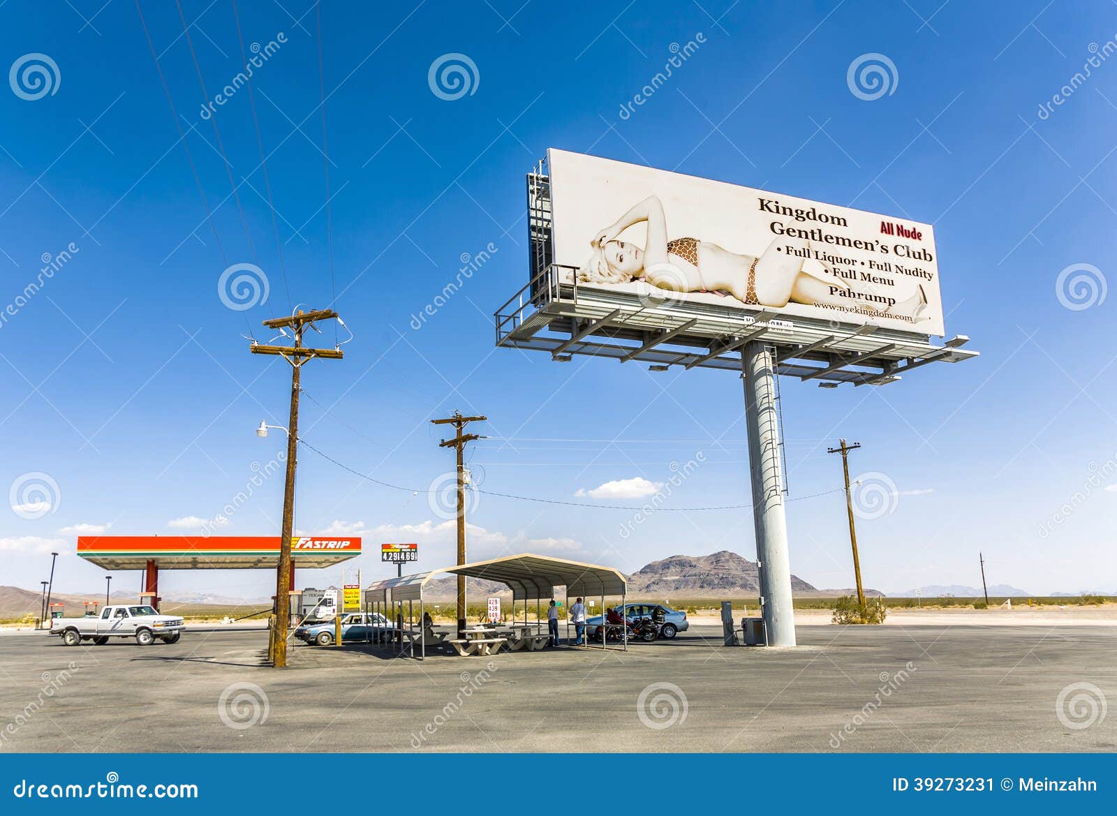 Publicidad Para El Burdel Y La Barra Foto editorial - Imagen de josé ...