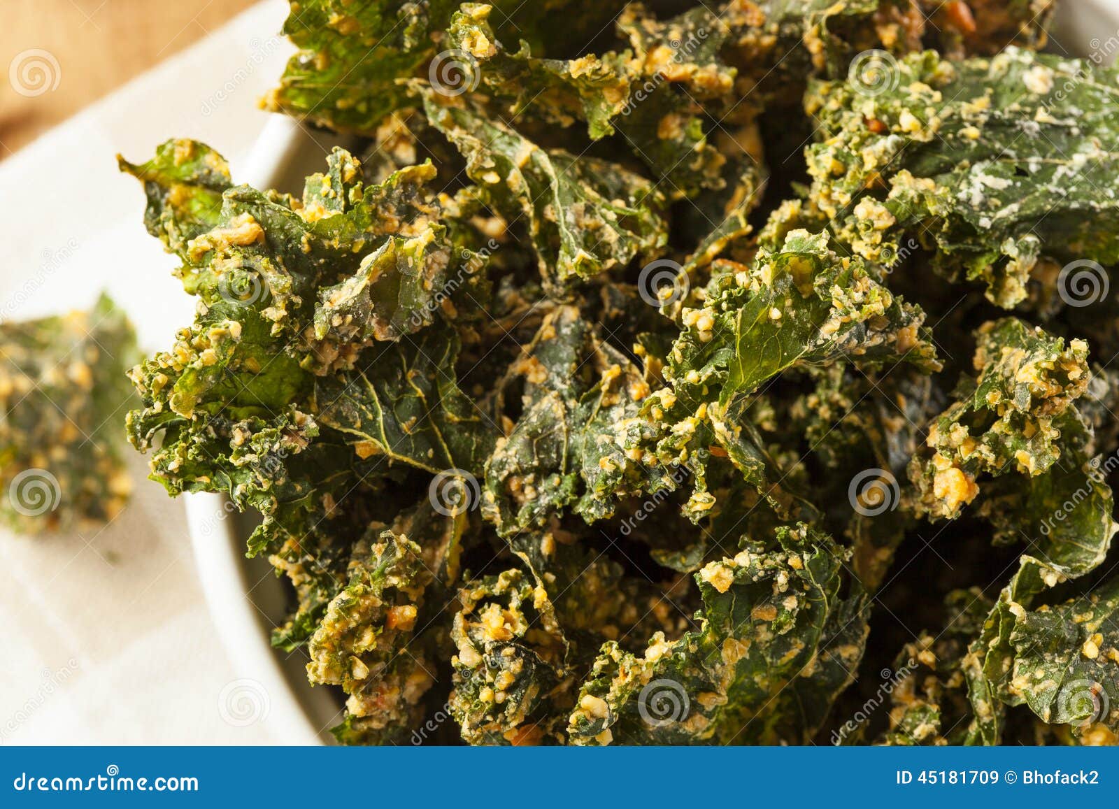 Puces Vertes Faites Maison De Chou Frisé Image stock - Image du ...