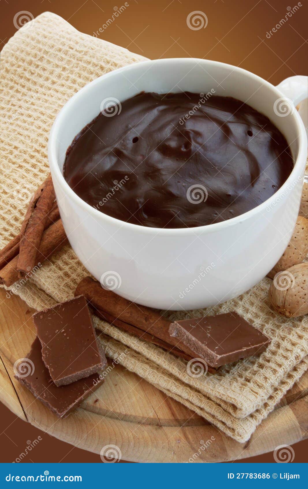 Pudding stock foto. Image of kaneel, snack, ingrediënt - 27783686