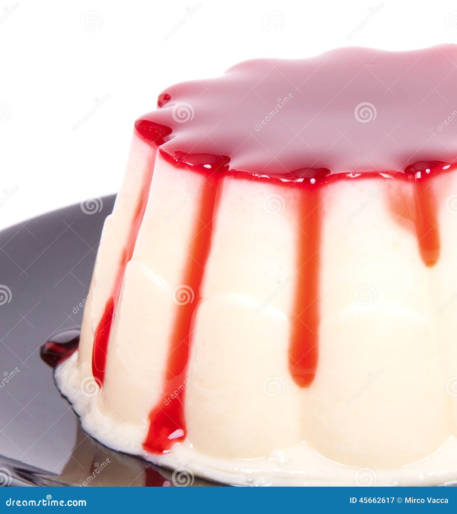 Pudding on plate stock image. Image of buttercream, plate - 45662617