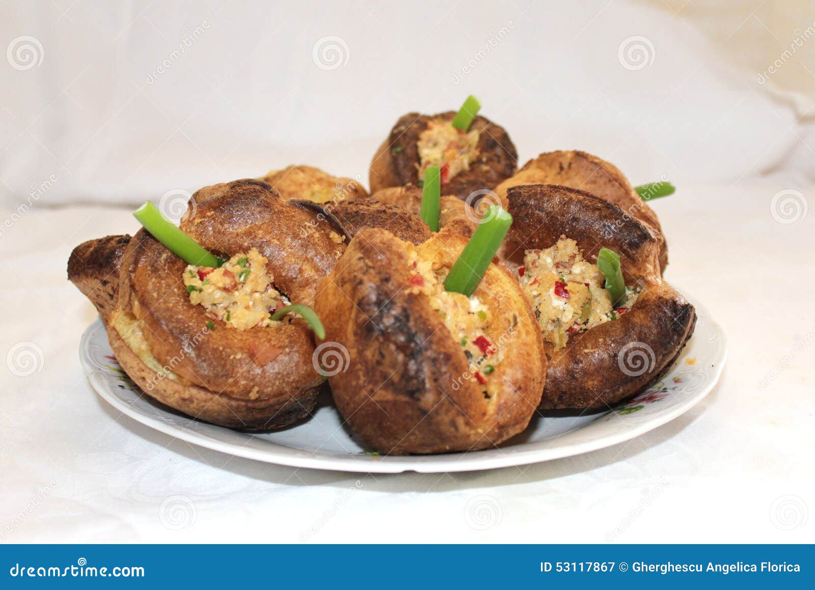 Puddings Yorkshire Filled 7 Stock Image - Image of ingredient, green ...