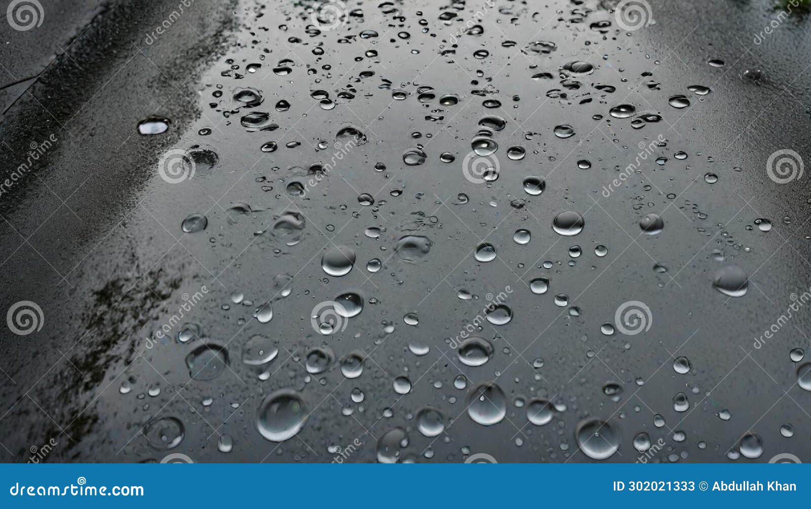 Puddle with Bubbles and Water Circles during Heavy Stock Illustration ...