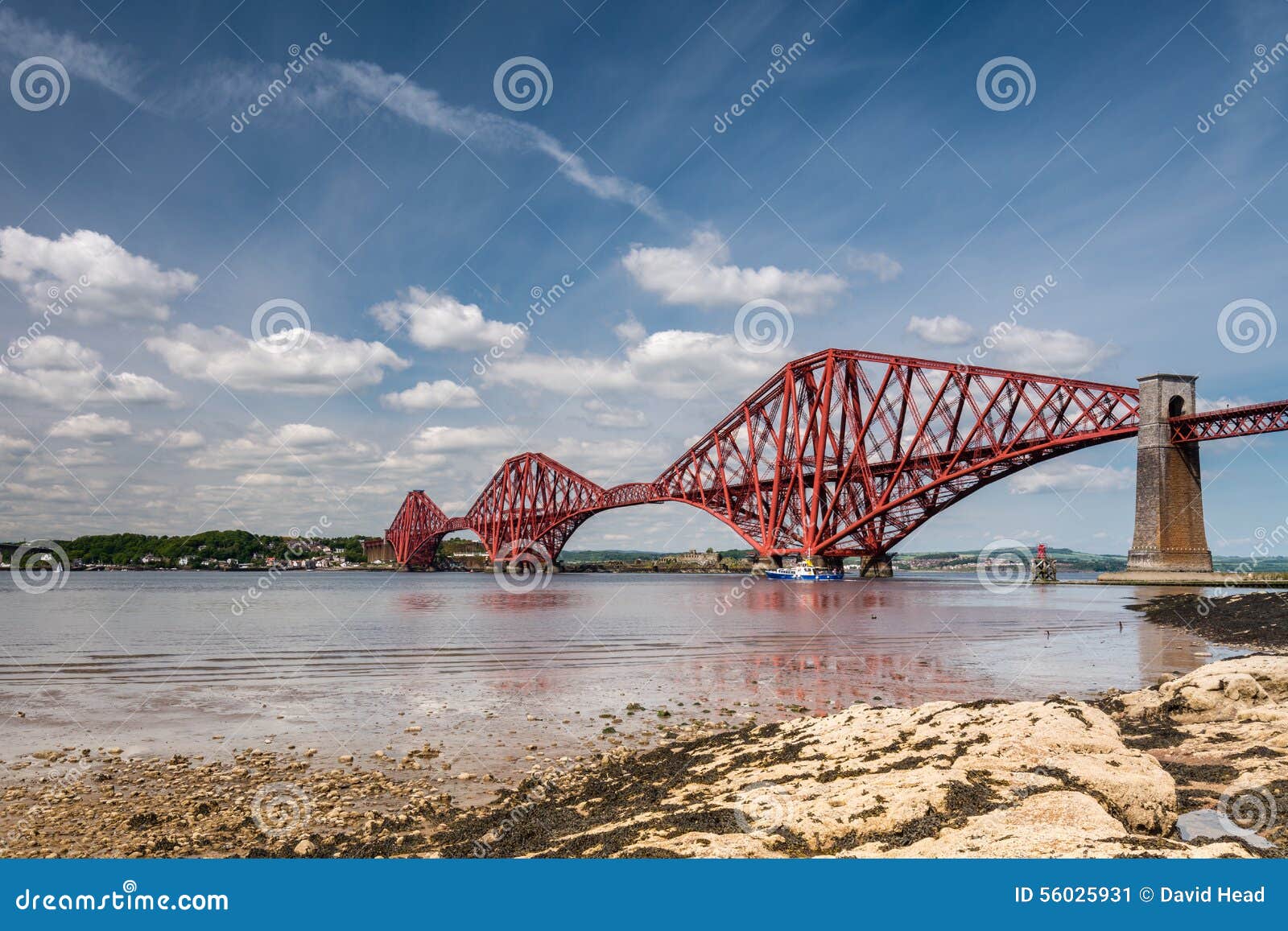 Puente adelante voladizo imagen de archivo. Imagen de escocés - 56025931
