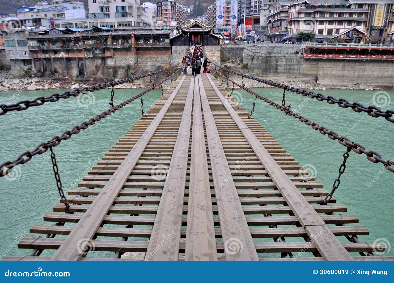 Puente de Luding imagen de archivo editorial. Imagen de ejército - 30600019