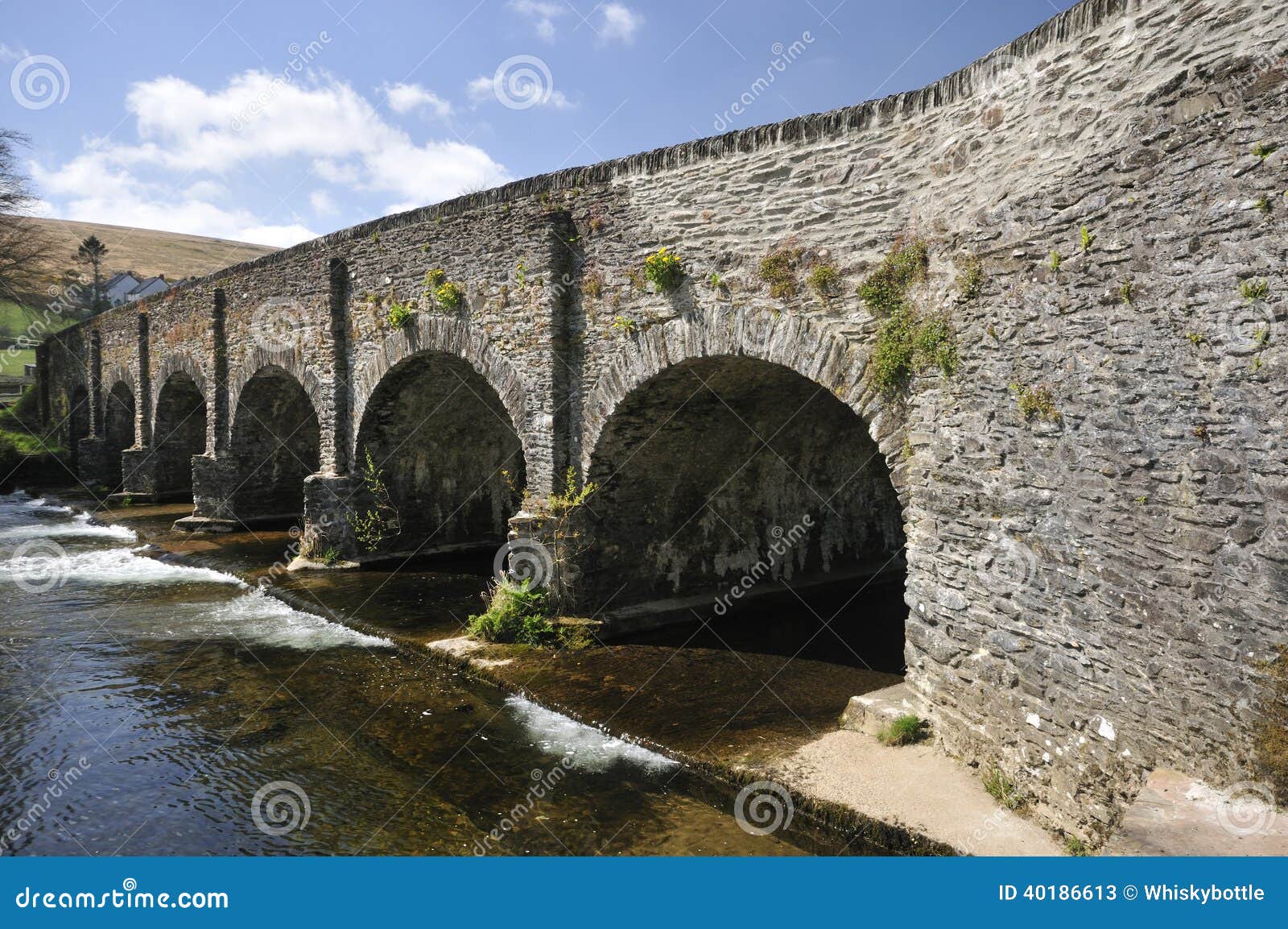 Puente de Withypool imagen de archivo. Imagen de arcos - 40186613