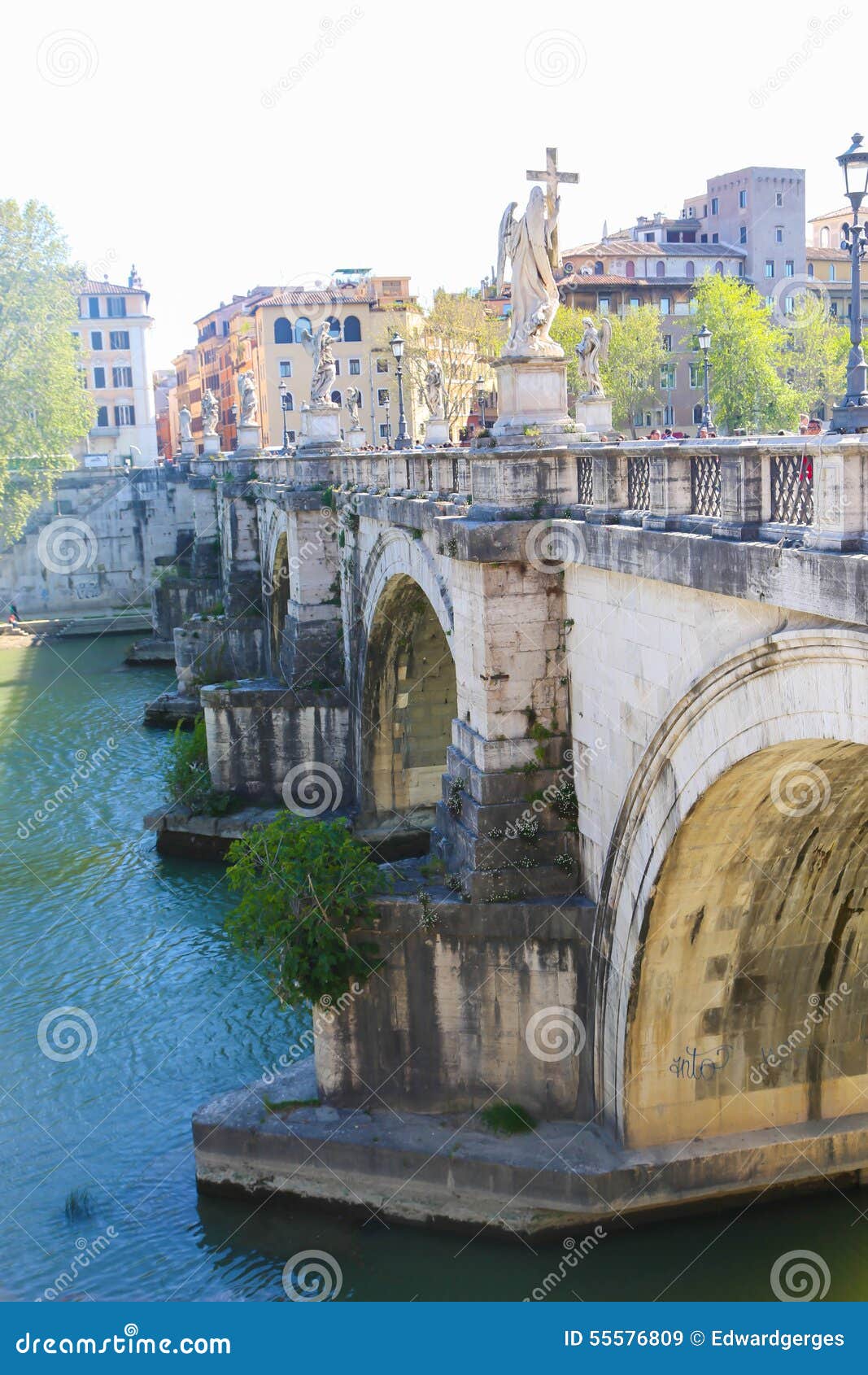 Puente en Roma, Italia imagen de archivo editorial. Imagen de ciudad ...