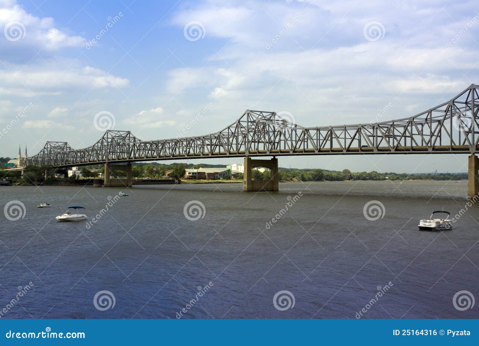 Puente voladizo foto de archivo. Imagen de manera, fluvial - 25164316