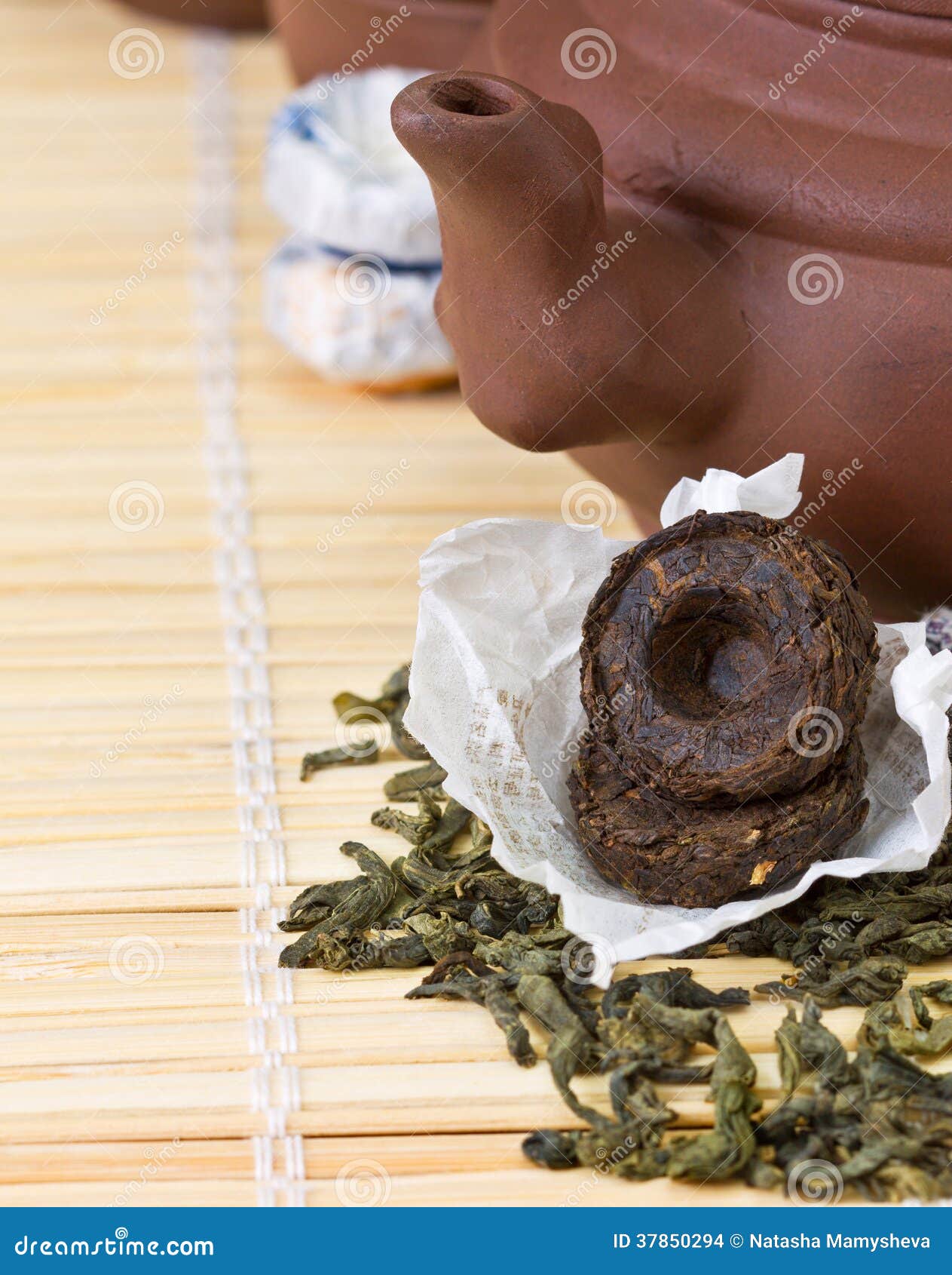 Puer fotografia stock. Immagine di invecchiato, verde - 37850294