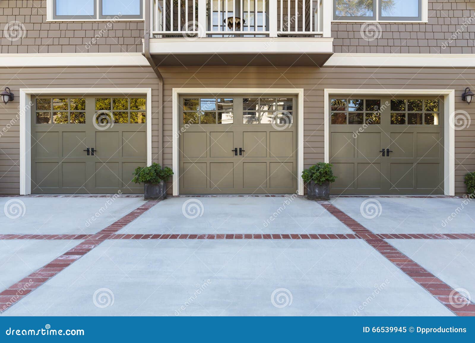 Impresionantes ideas de diseño de puertas de garaje para su nuevo ...