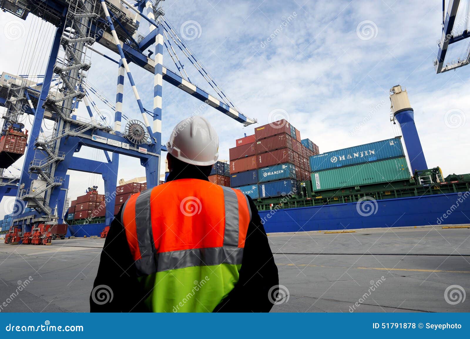 Puerto De Ambarli, Estambul Foto de archivo editorial - Imagen de ...