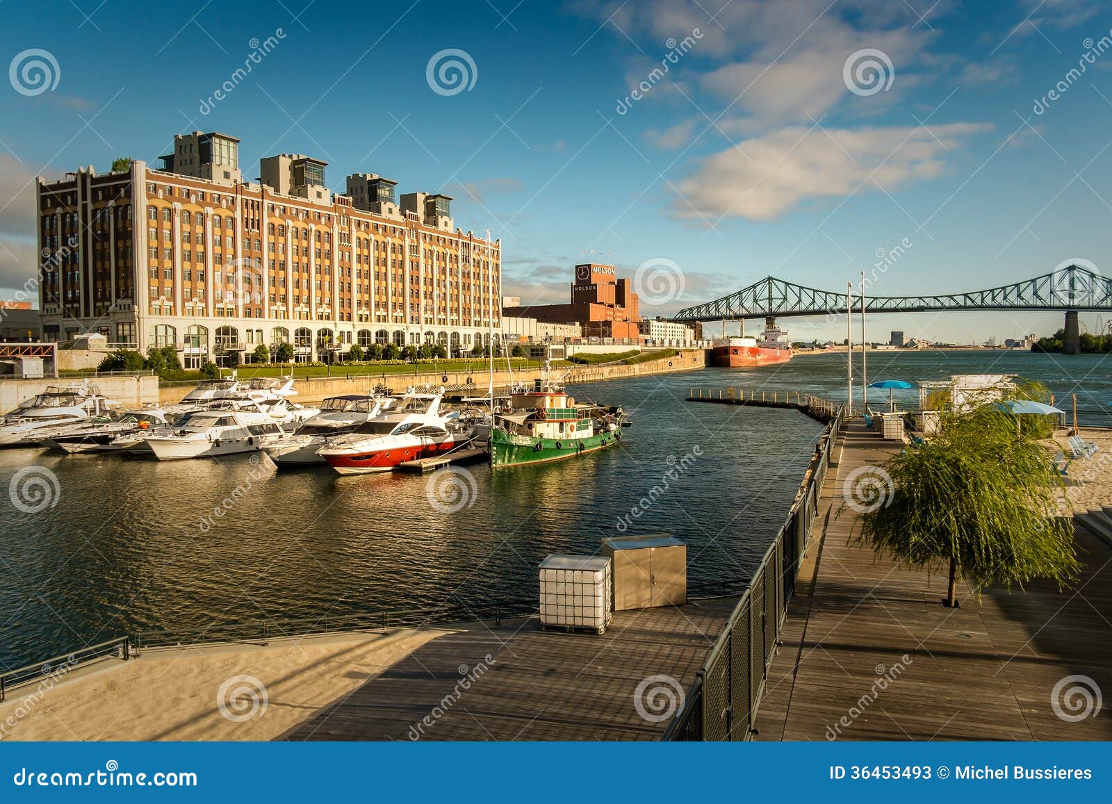 Puerto viejo Montreal foto de archivo editorial. Imagen de montreal ...