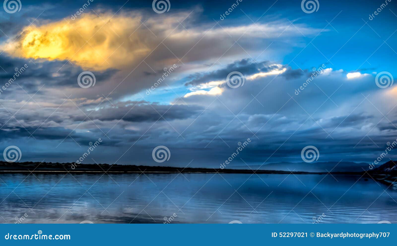 Puesta Del Sol Falsa Del Color Imagen de archivo - Imagen de amanecer ...