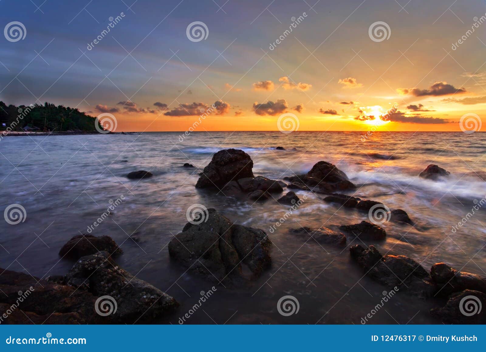 Puesta del sol tropical imagen de archivo. Imagen de vacaciones - 12476317