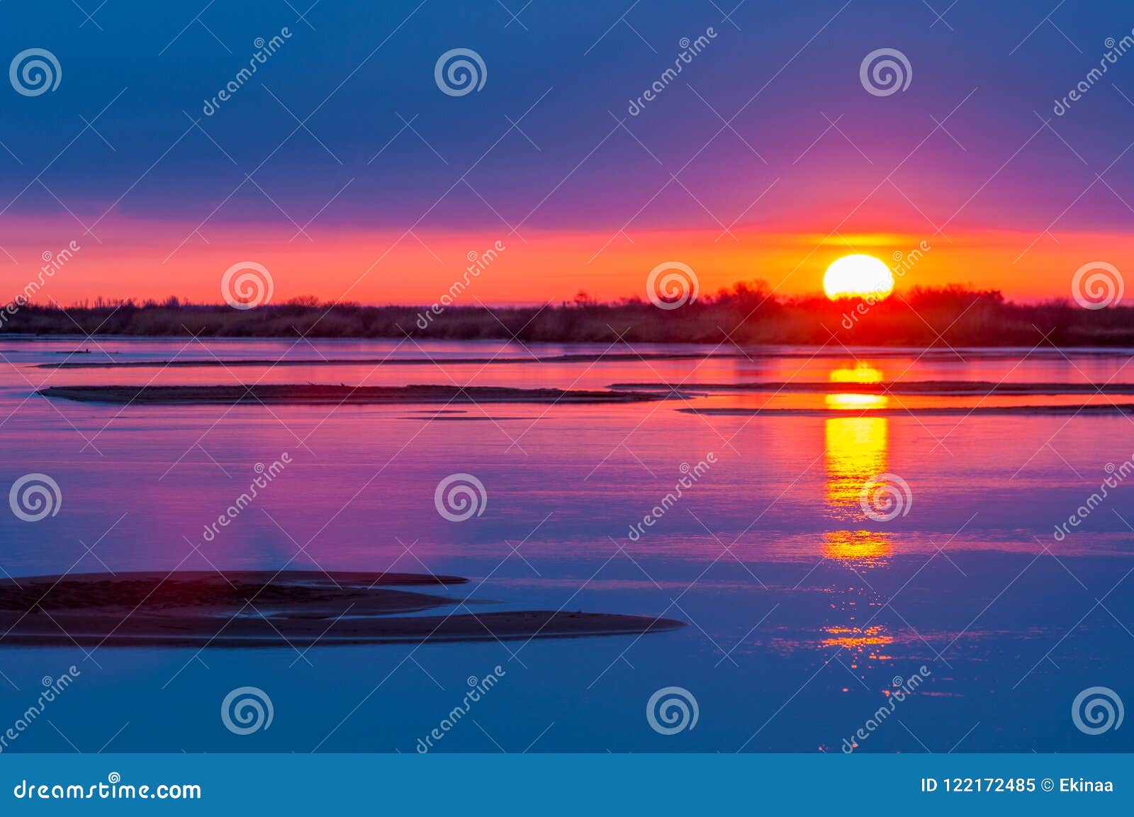Puestas Del Sol De Las Salidas Del Sol Imagen de archivo - Imagen de ...