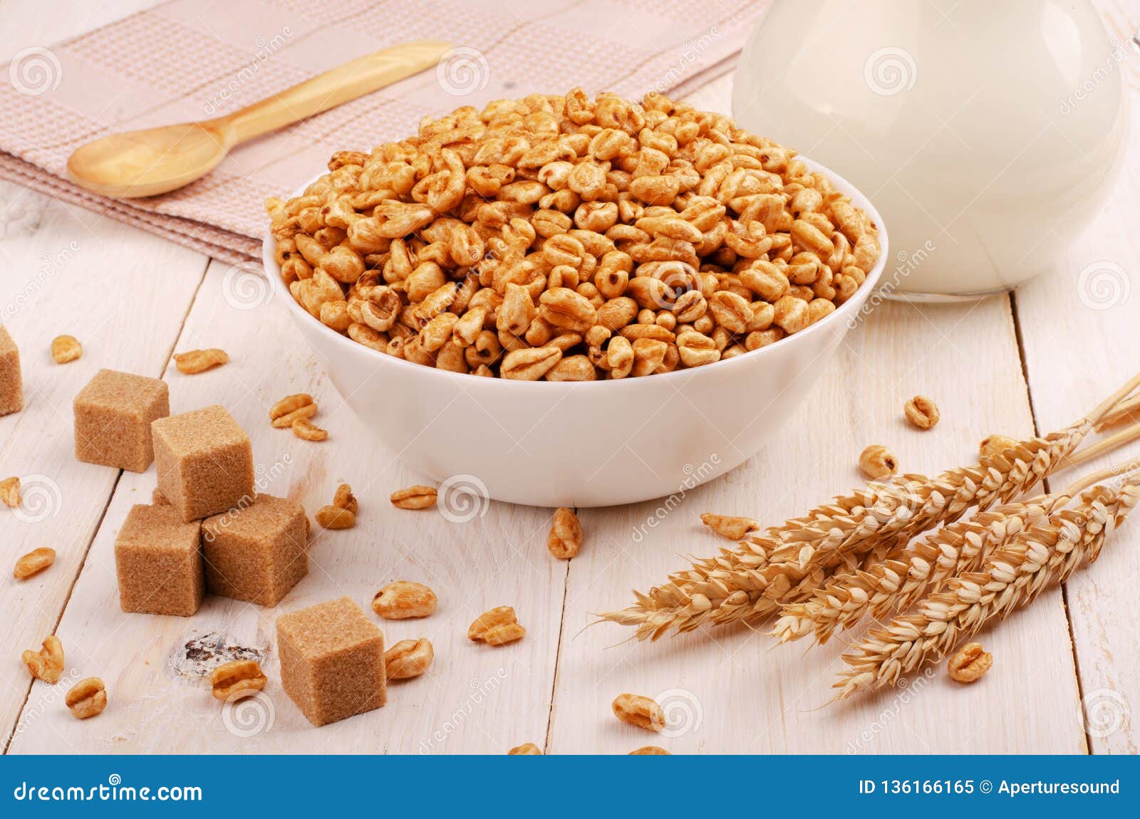 Puffed Rice Cereal in a Bowl Stock Image - Image of natural, cereal ...