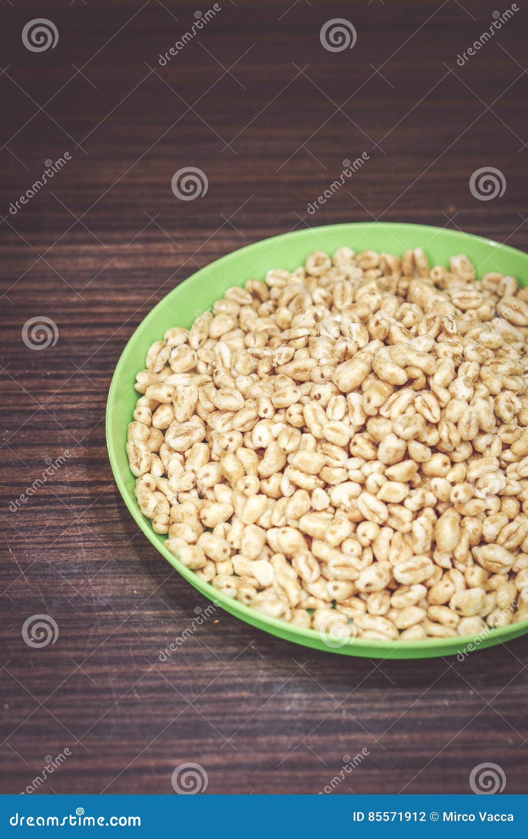 Puffed wheat seeds stock photo. Image of seeds, seed - 85571912