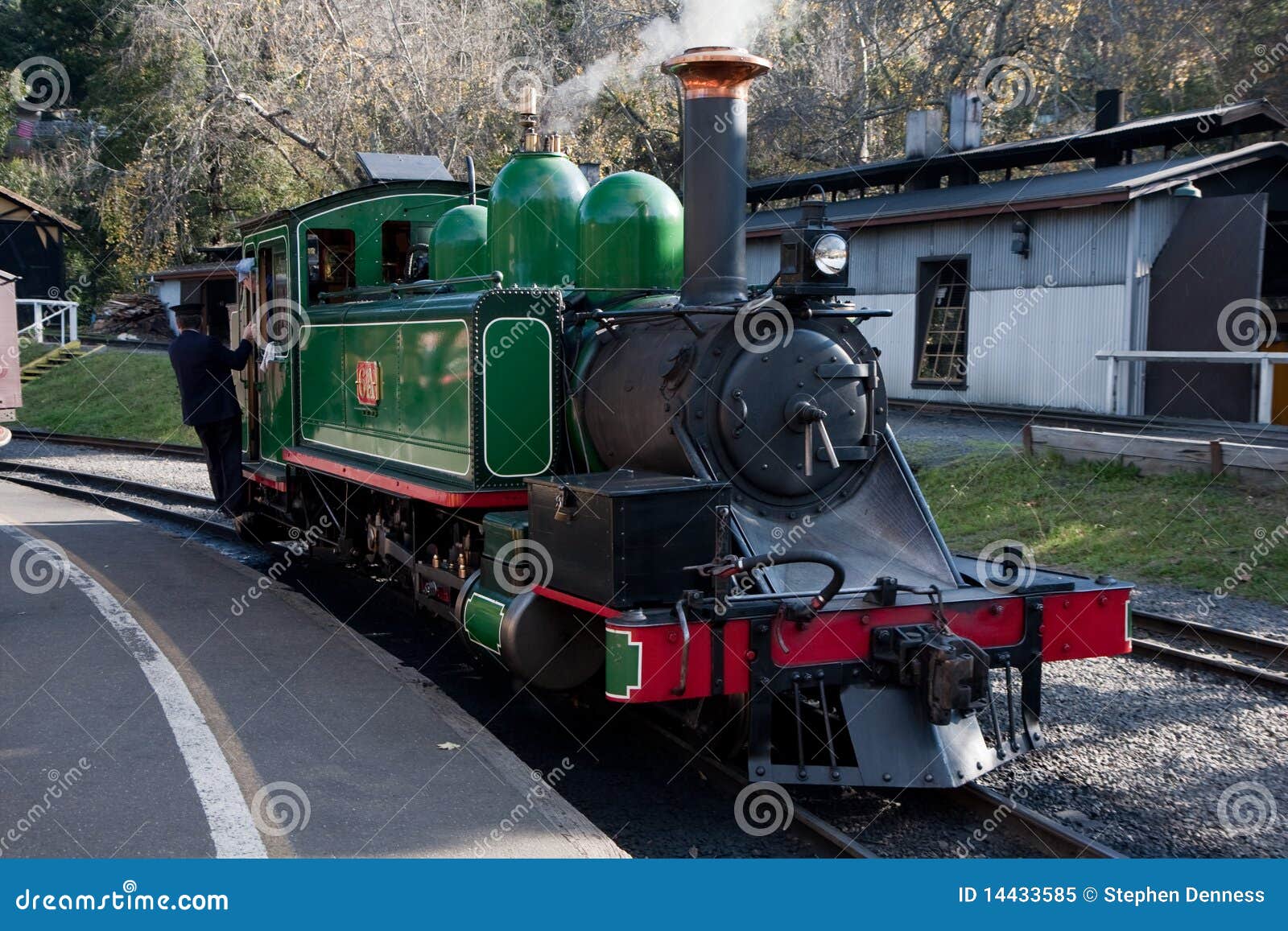 Puffing Billy Steam Train Engine Editorial Image - Image of engine ...