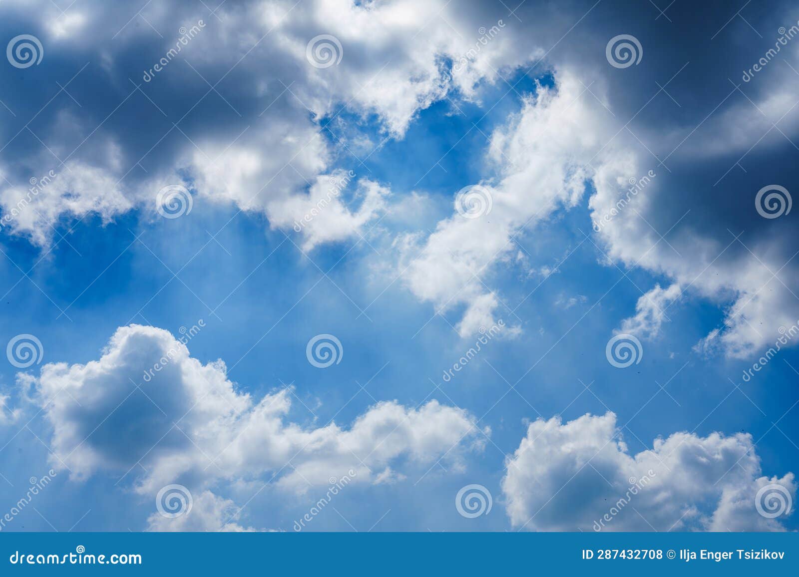 Puffy Clouds. Clouds and Dark Blue Skys Background Textures Stock Photo ...