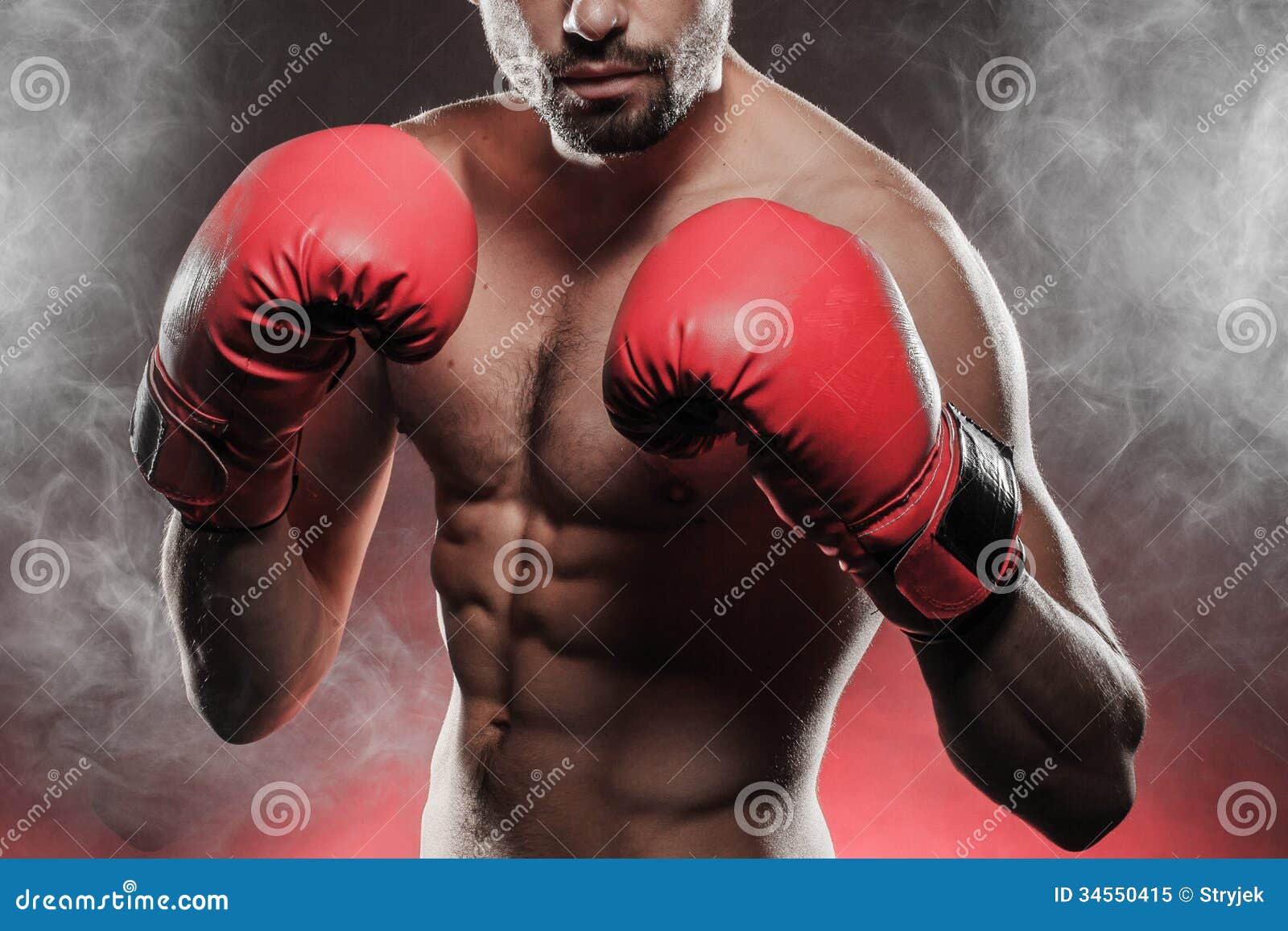 Pugile pronto a combattere immagine stock. Immagine di combattimento ...