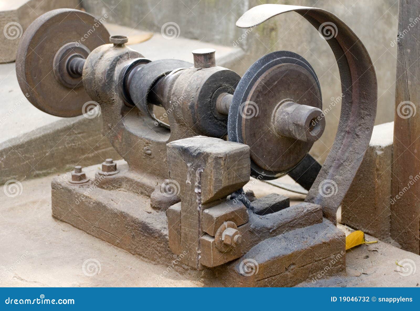 Pulley Motor - Tool Sharpener Stock Photo - Image of pulley, belt: 19046732