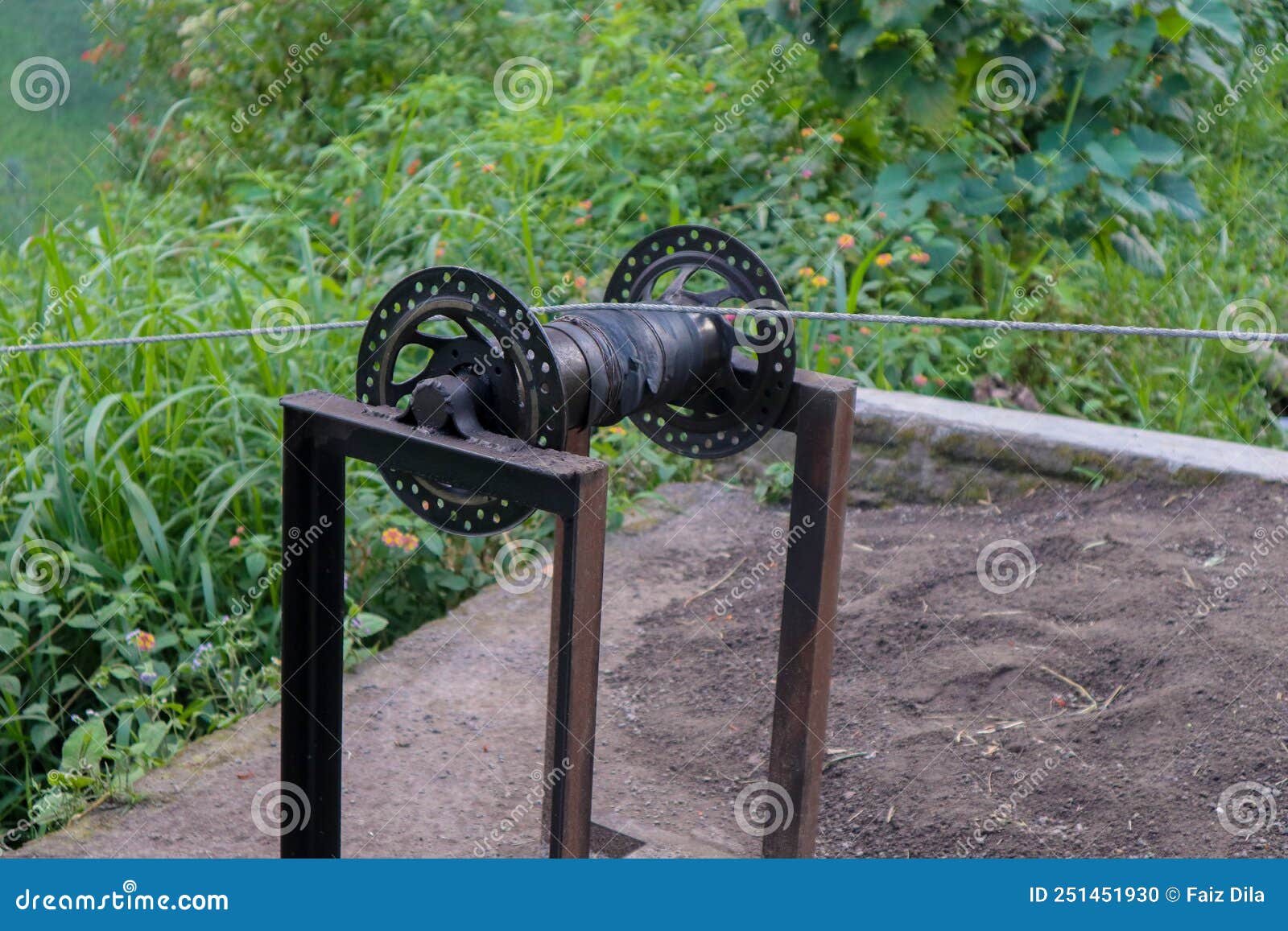 Pulleys Simple Machines Consisting of a Wheel Stock Photo - Image of ...